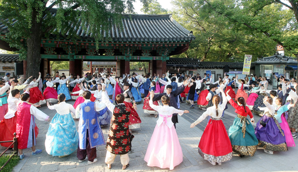 '전주 야행'개막 파포먼스 '강강술래'